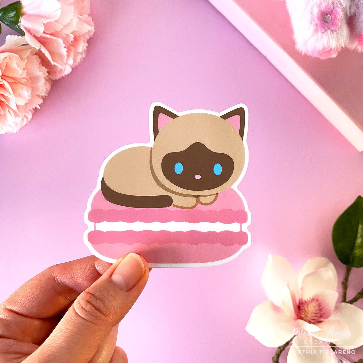 Macaroon Siamese Cat Vinyl Sticker – Meow Amor Creative